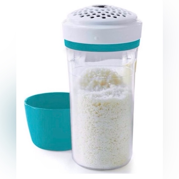 Tupperware | Kitchen | Tupperware Exclusive Delux Cheese Shaker 40ml ...